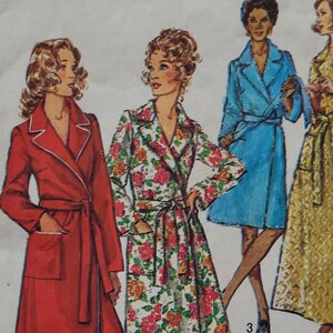 Robe Pattern - 70s Vintage Sewing Pattern for Front Wrap Robe With Tie ...