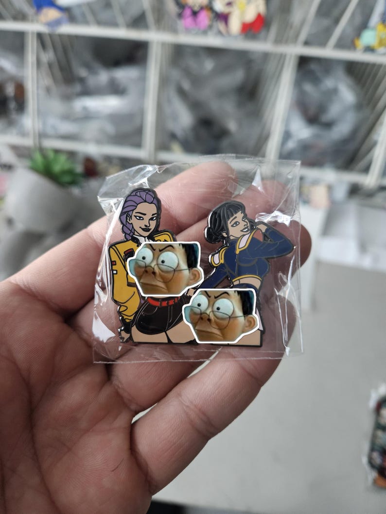 Anime Waifu Pin Hunters - Etsy