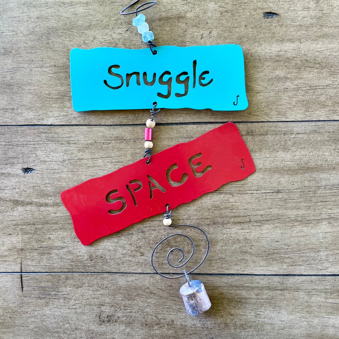 SNUGGLE SPACE Recycled Metal Hanging Chime Aqua and Red Chime New Baby ...