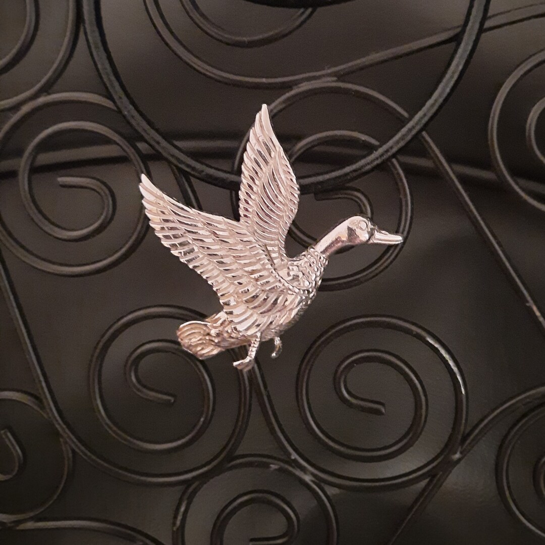 Sterling Silver Duck Pendant - Etsy