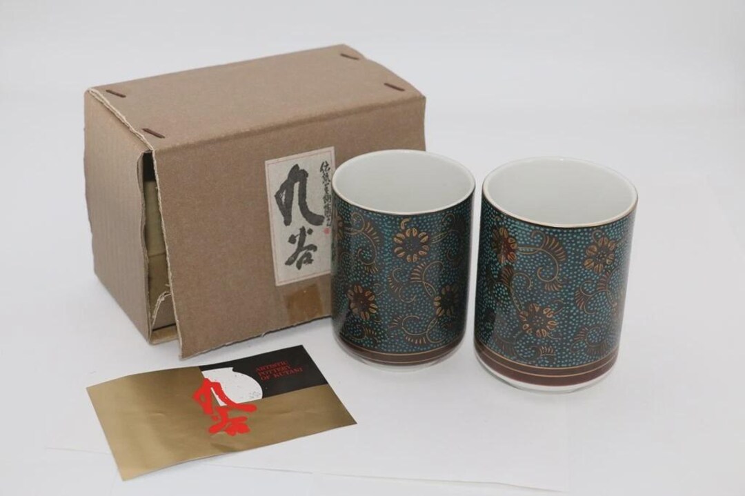 Kutani Ware Eihou Kiln Japanese Teacup Set | Blue Enamel Tessen Flower ...