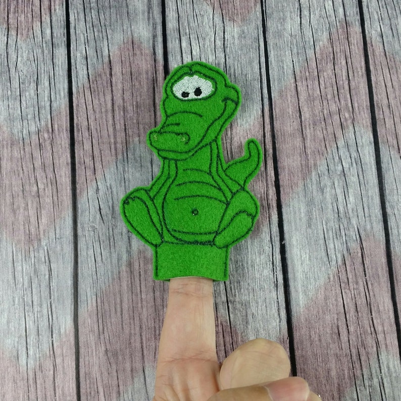 Alligator finger puppet crocodile puppet zoo animal swamp | Etsy