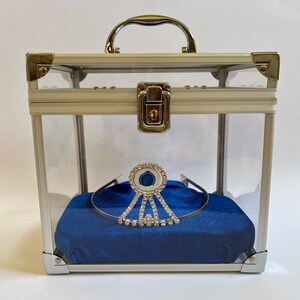 Crown or Tiara Carrying Case With Custom Velvet Cushion - Etsy
