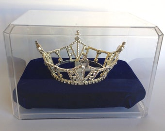 Crown or Tiara Carrying Case With Custom Velvet Cushion - Etsy