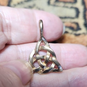 Triquetra With Circle - Trinity Knot- Charmed Knot - BR - Etsy