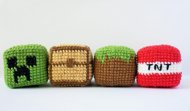 Block Battle (TNT, Creeper Head, Chest Block and Grass Block) PDF ...