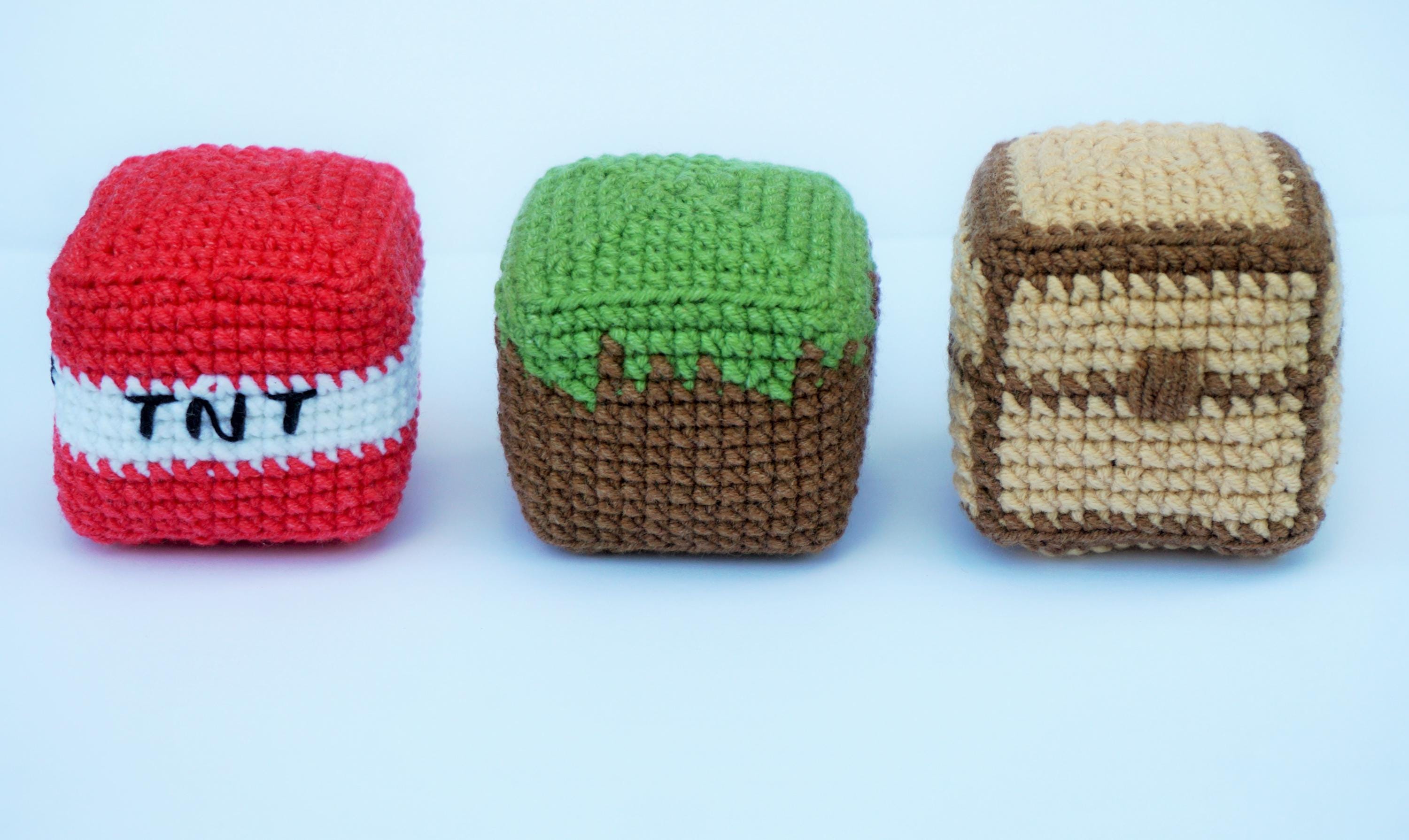 Block Battle (TNT, Creeper Head, Chest Block and Grass Block) PDF ...