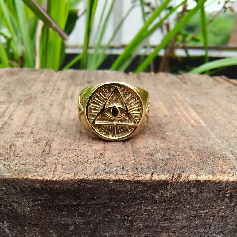 Illuminati Ring - Etsy