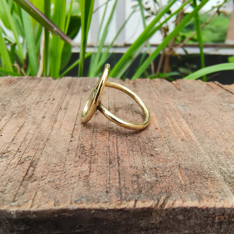 Modern Abstract Circle Ring | Minimalist Gold Statement Ring | Open Oval Artistic Ring ...