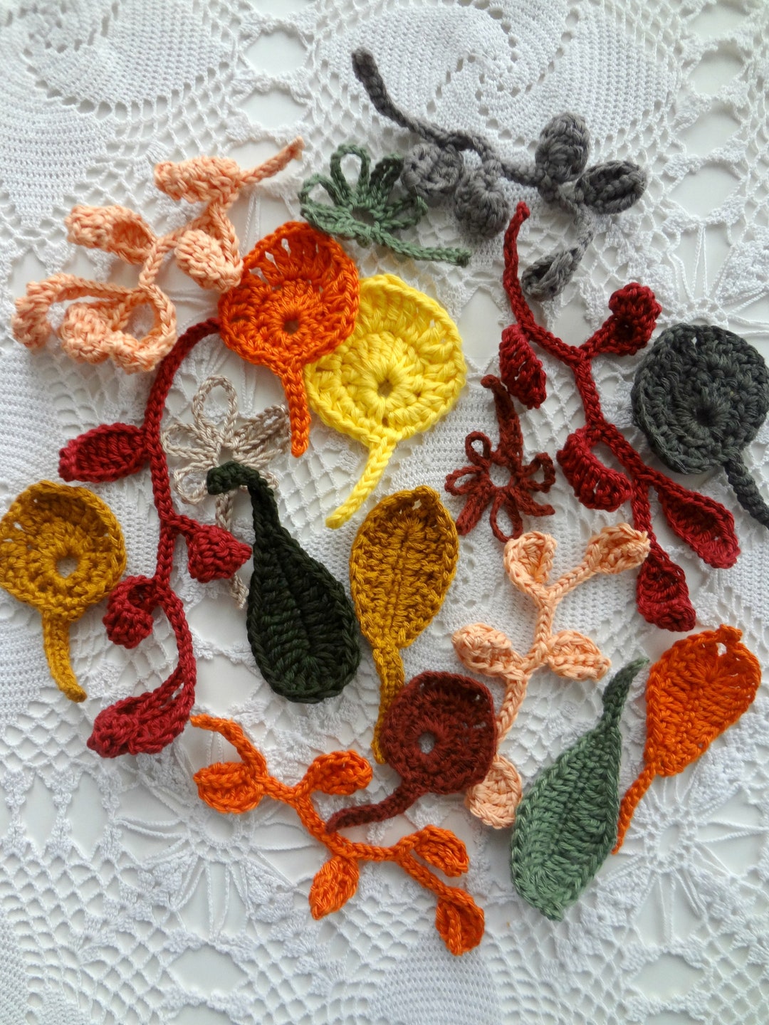 Crochet Autumnal Leaves, Crochet Leaf, Leaf Pattern, Fall Leaves ...