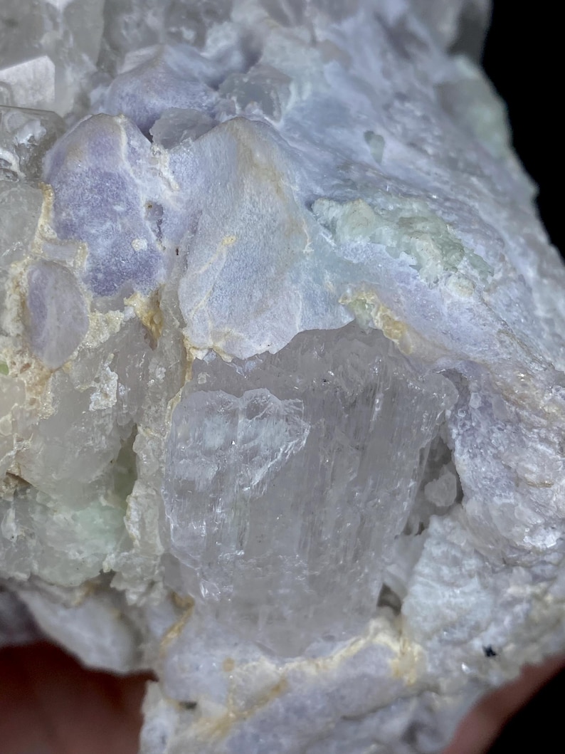 Kunzite Specimen Combine With Quartz , Tourmaline and Lepidolite ...