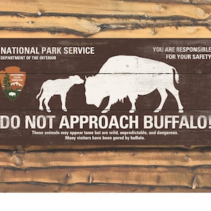 Buffalo Warning National Park Rustic Wood Sign, Rustic Cabin Decor ...