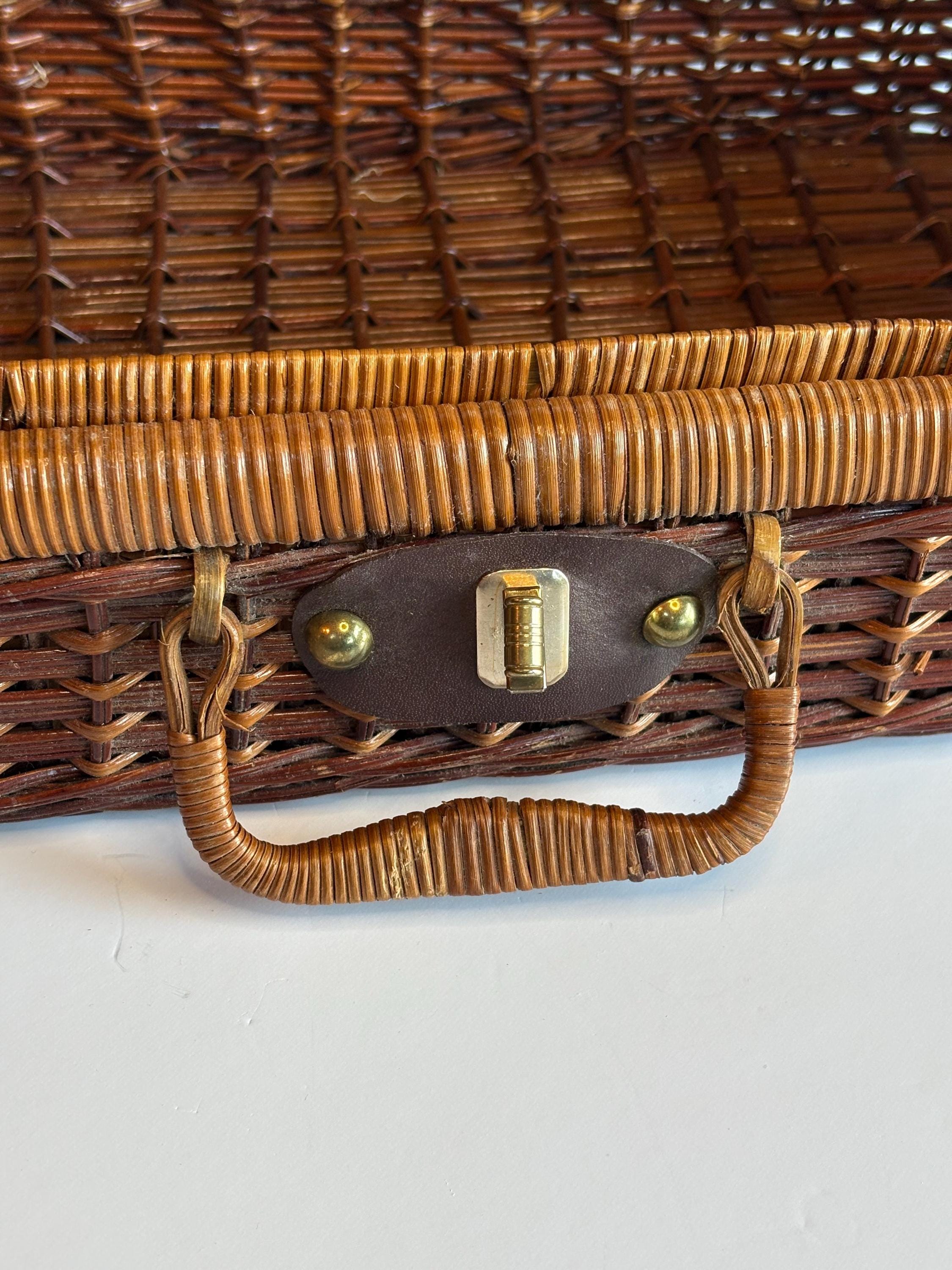 Vintage Wicker Picnic Basket - Etsy