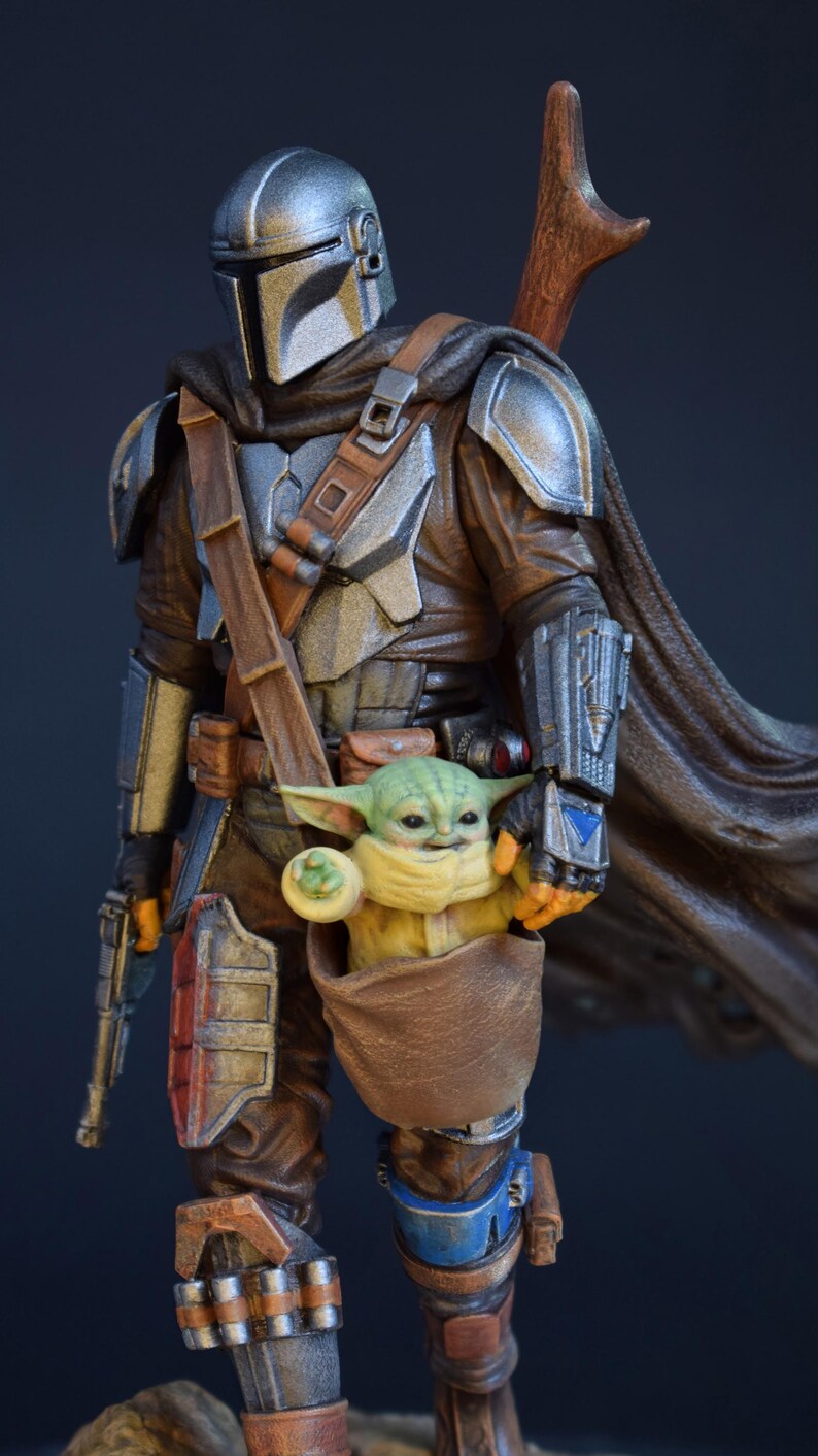 The Manda10rian With Master Baby Statue – Hand-painted or Unpainted Kit ...