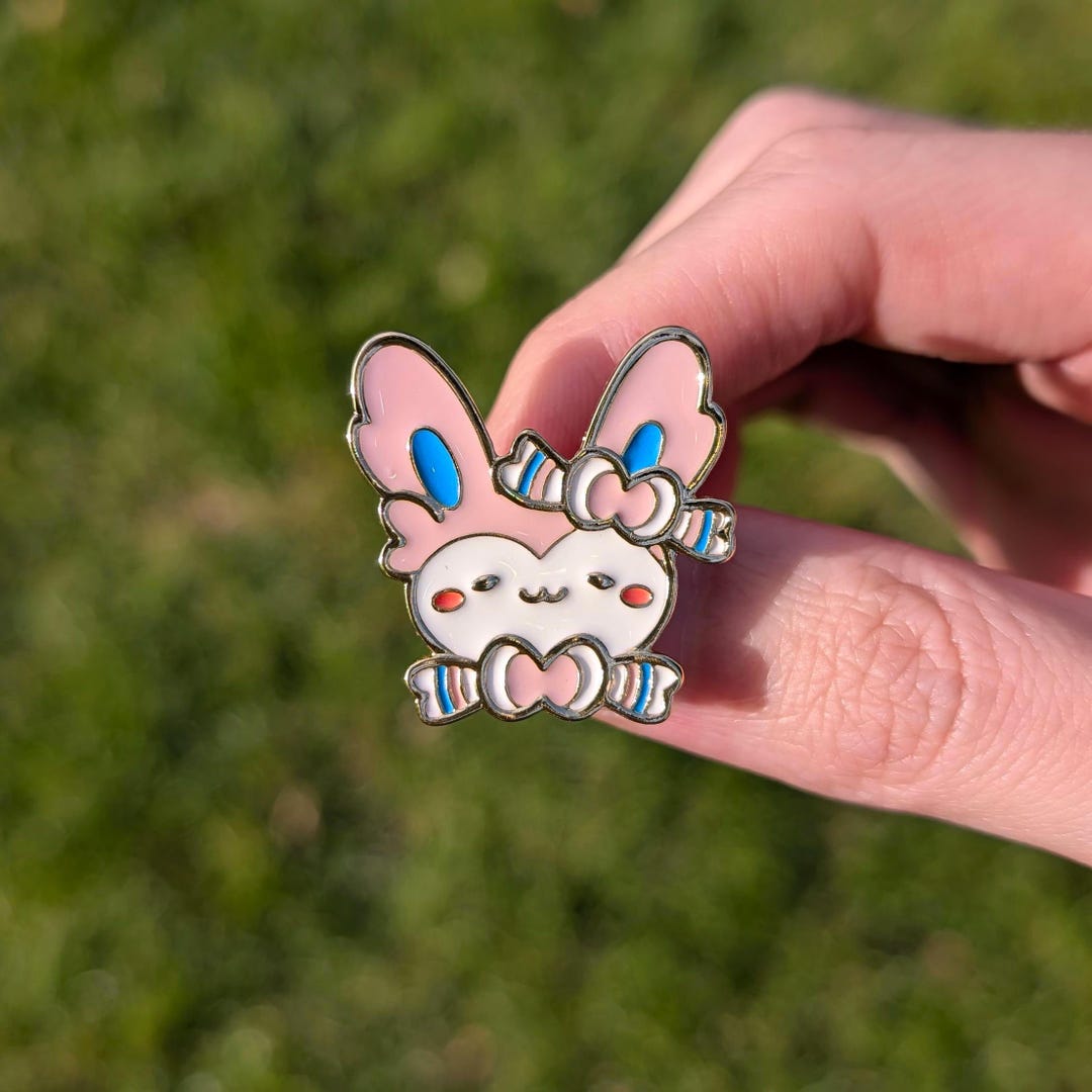 Sylveon Fairy-type Eeveelution Enamel Pin - Cute Pokemon Pins - Etsy
