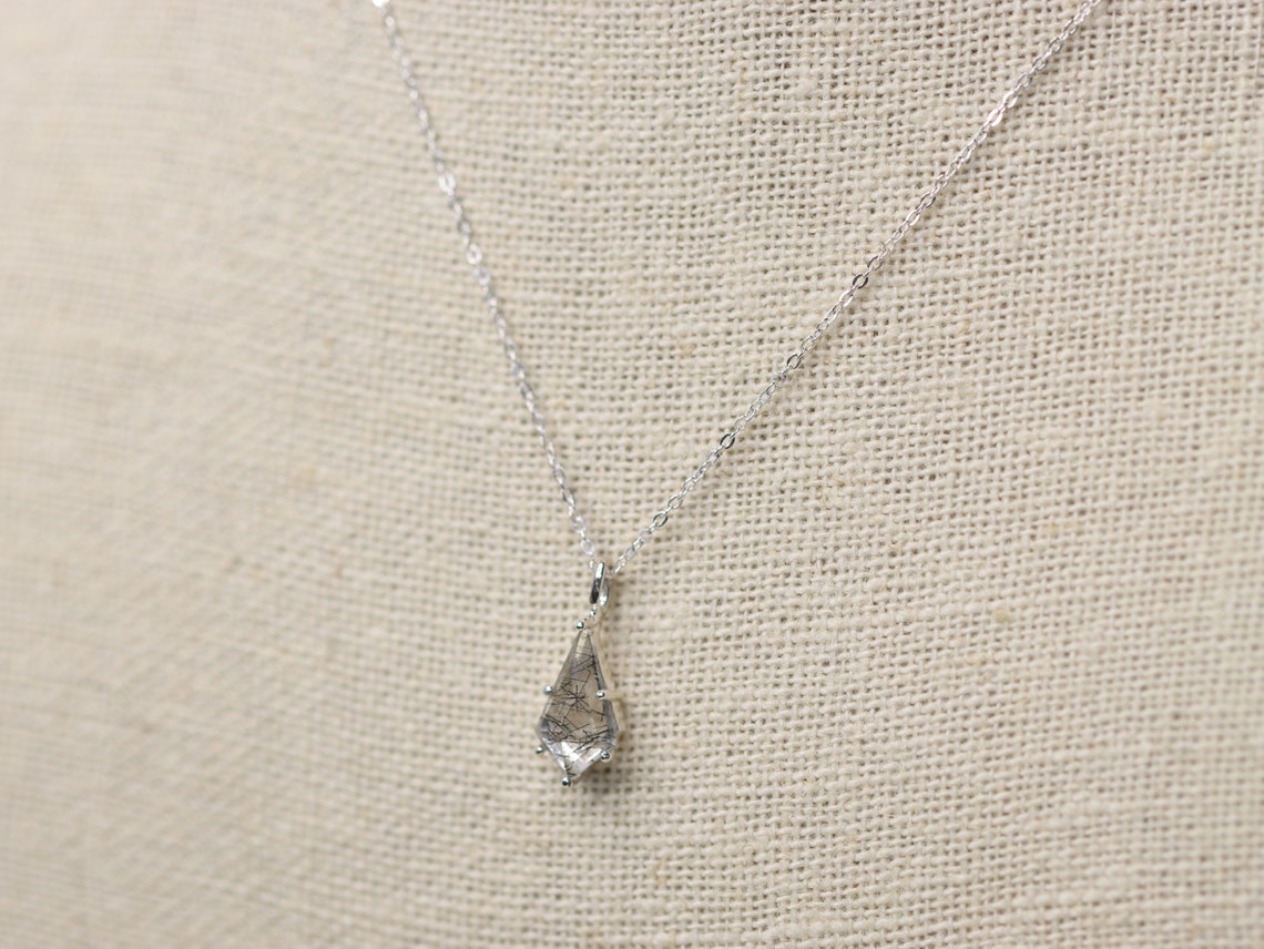 12x7 Tourmalinated Quartz Kite Pendant Necklace, Kite Shaped Black ...