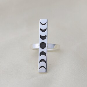 Moon Phase Ring, Sterling Silver Moon Ring, Phases of the Moon Ring ...