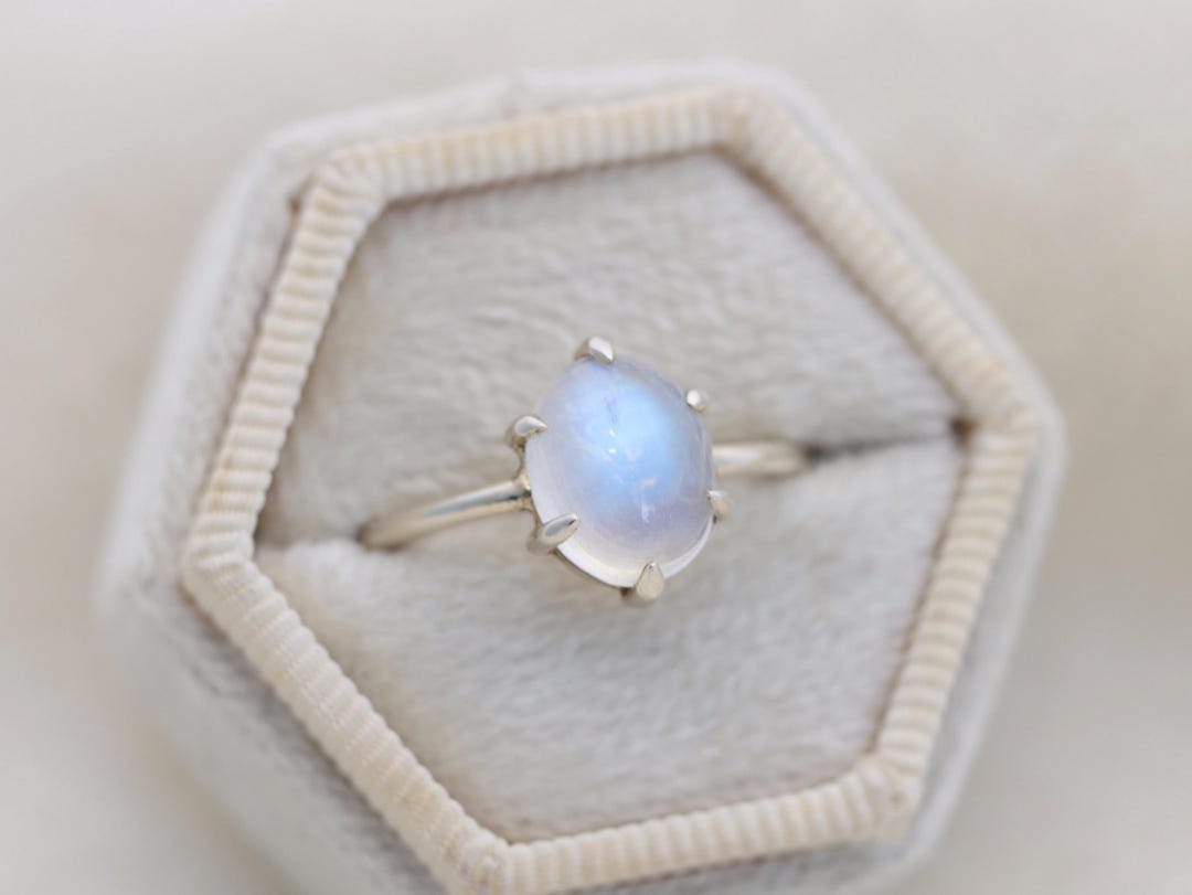 Maeve Moonstone Solitaire Ring, 6 Prong Claw Set Moonstone Ring ...