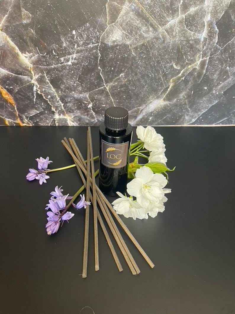 White and Gold Reed Diffuser. Wedding Diffuser, 18 Fragrances, Eco ...