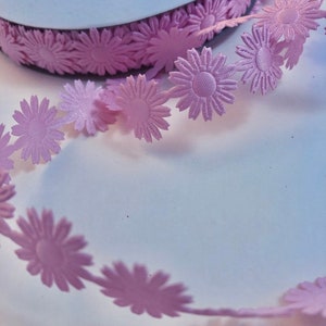 Pale Pink Daisy Flower Trim Garland 1 Yard 3 , Sewing, Curtains ...