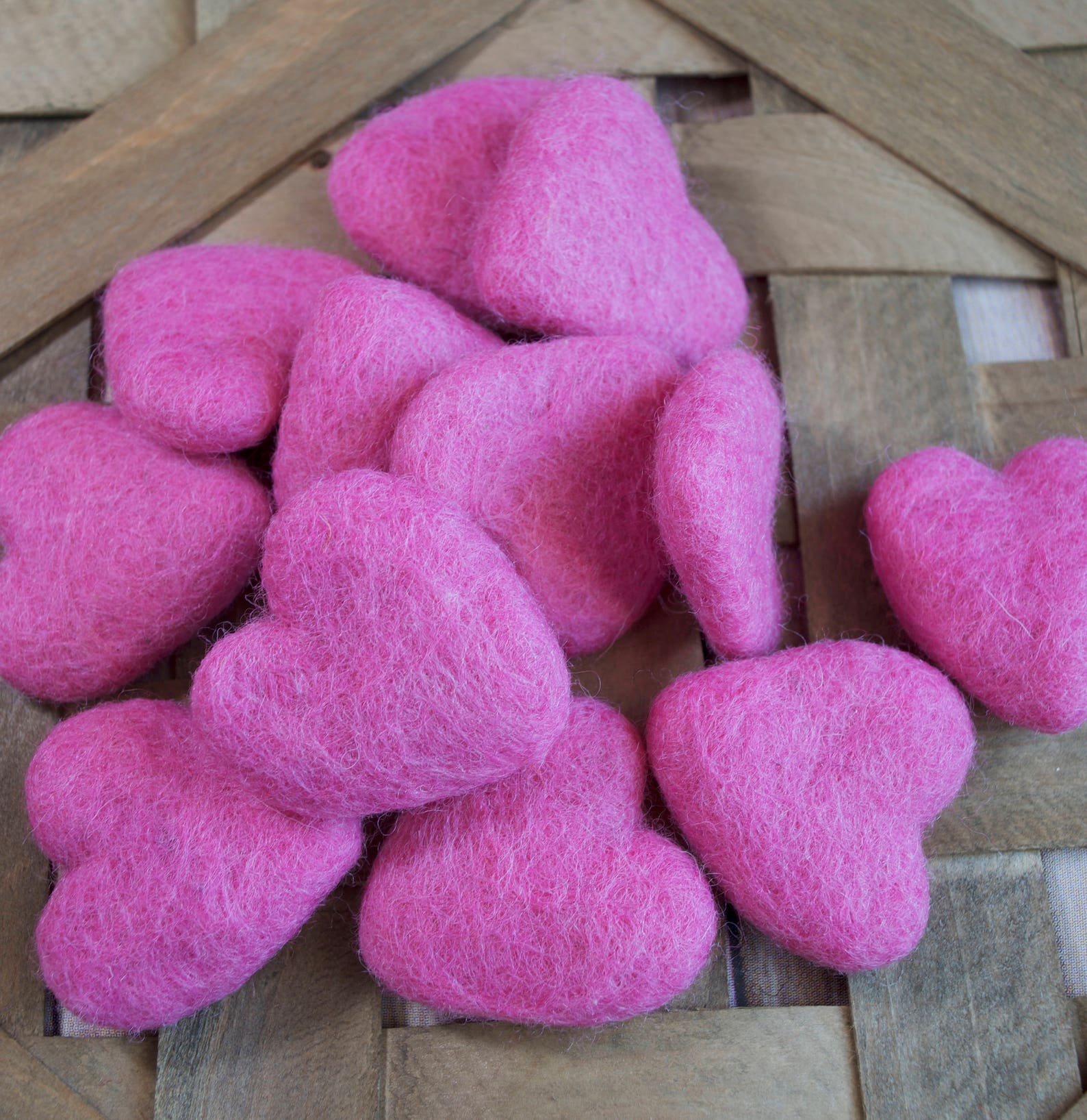 Candy Pink Felted Wool Heart Wool Felt Heart Beads Pink Wool - Etsy