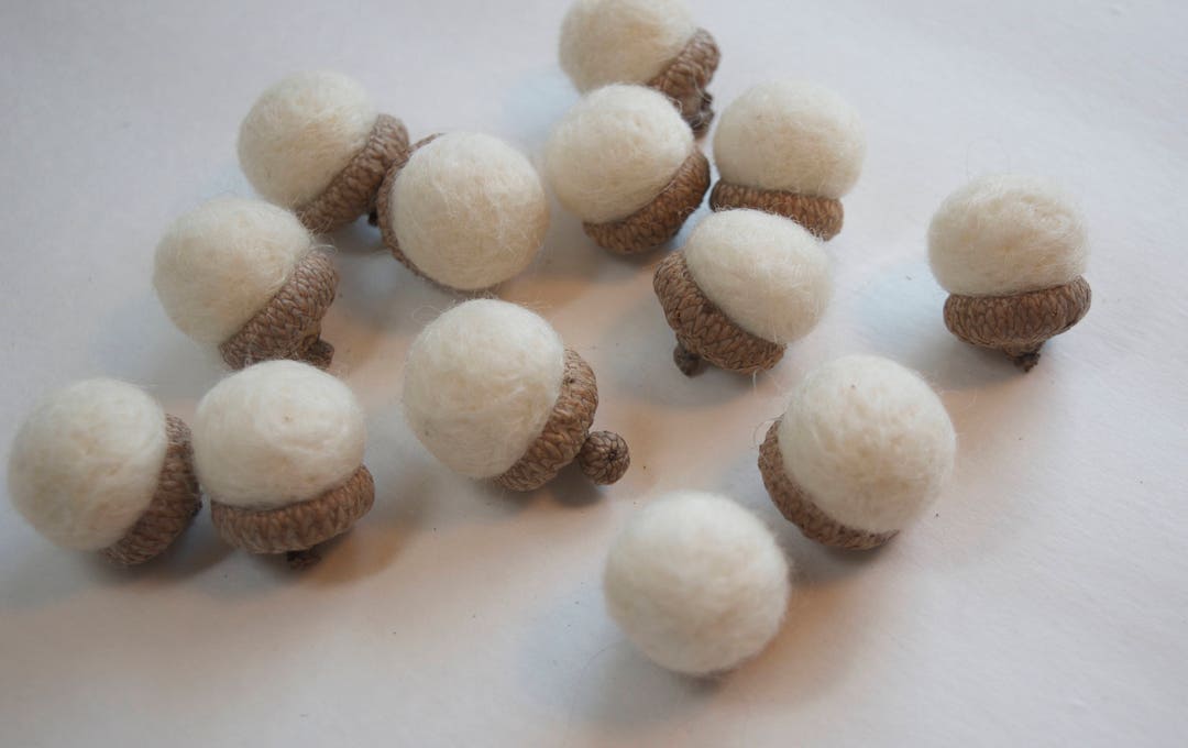 Lot of 10 Ivory Felt Acorns, Felt Acorns, Felt Balls, Winter White Felt ...