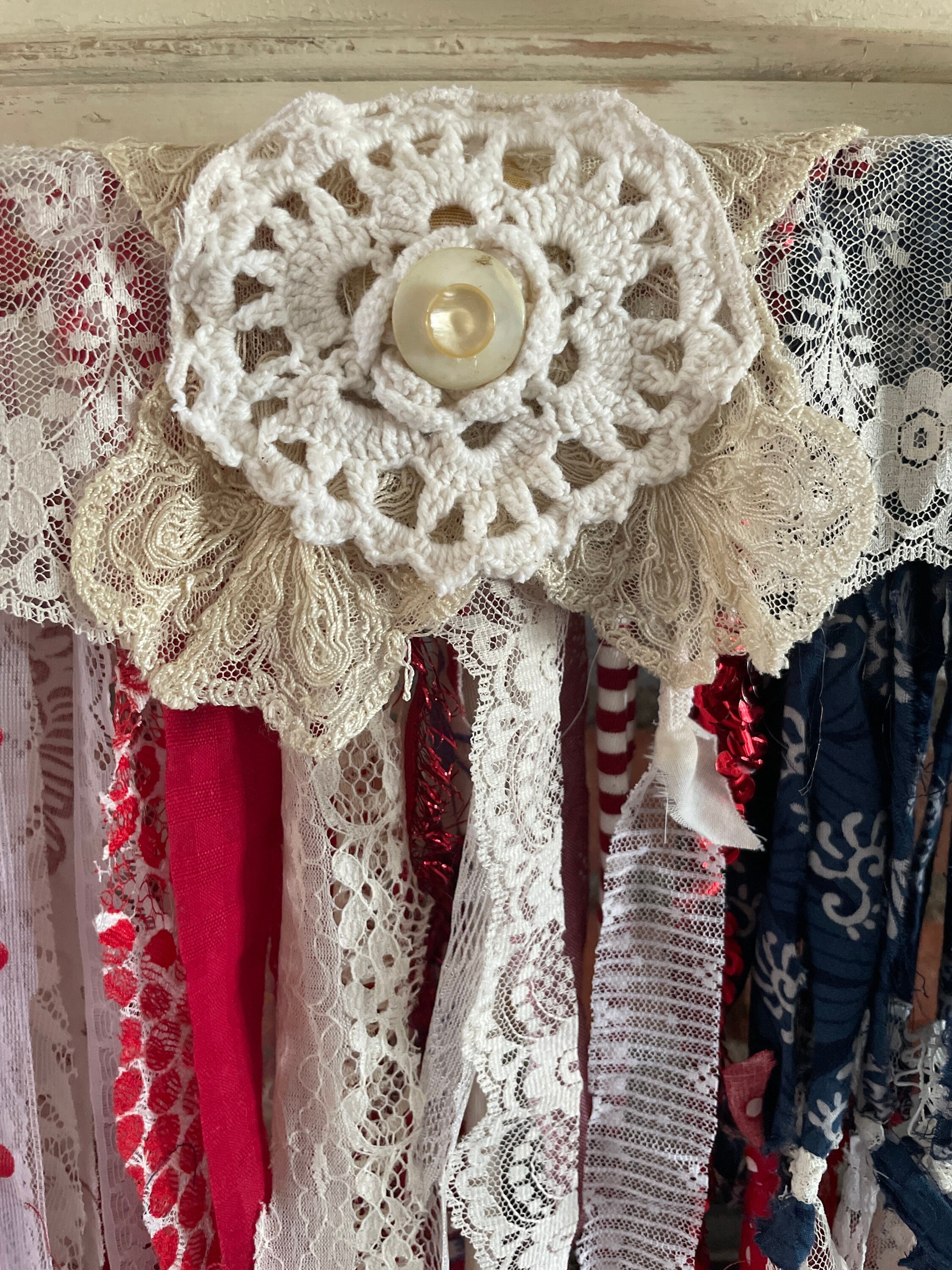 American Rag Primitive Flag Bohemian Patriotic Fabric Lace Vintage Wood ...