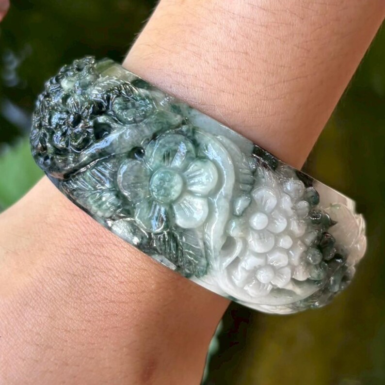 Burmese Jadeite Bangle: Hand-carved Pikul Flower Amulet, Moss-in-snow ...