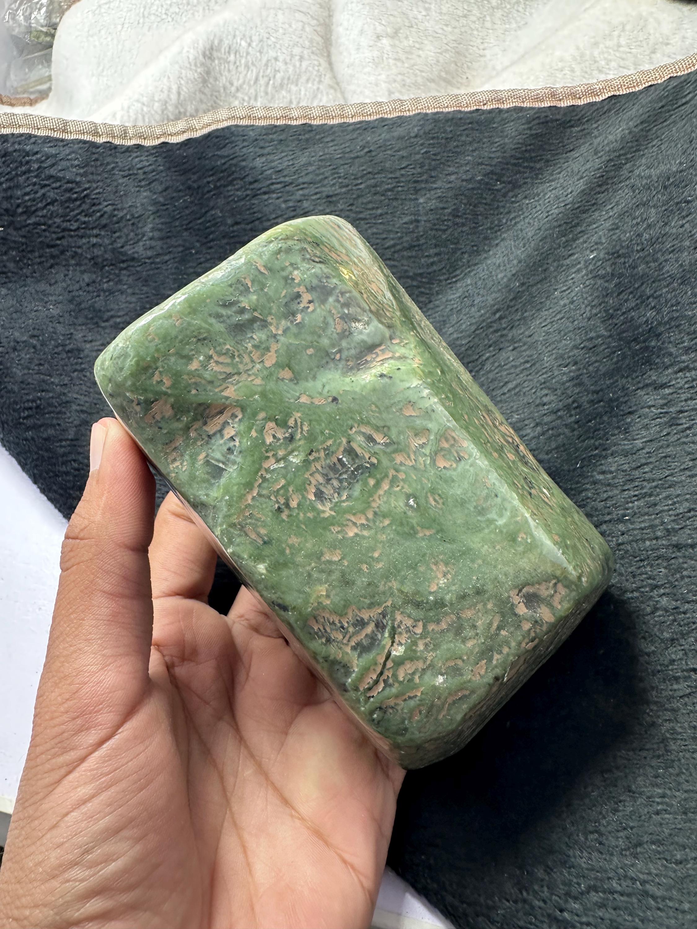 Wonderful 1kg Natural Nephrite Jade Stone | Large Green Crystal Mineral ...