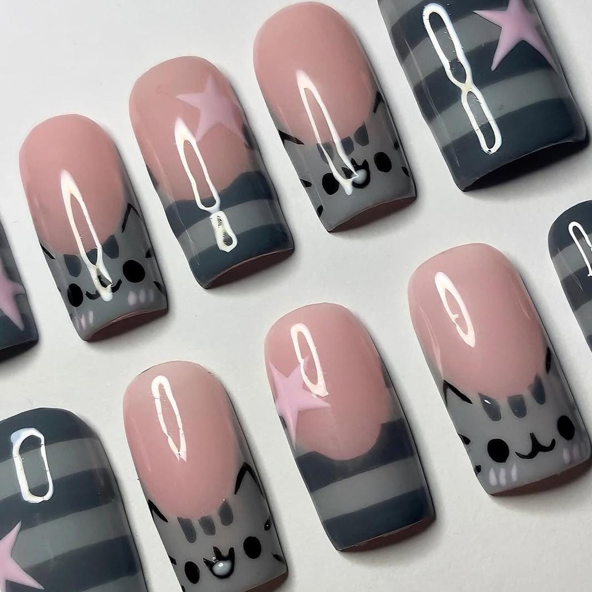 Handmade Pusheen Cat Press on Nails, Kawaii Gray Stripe Pink Star Nail ...