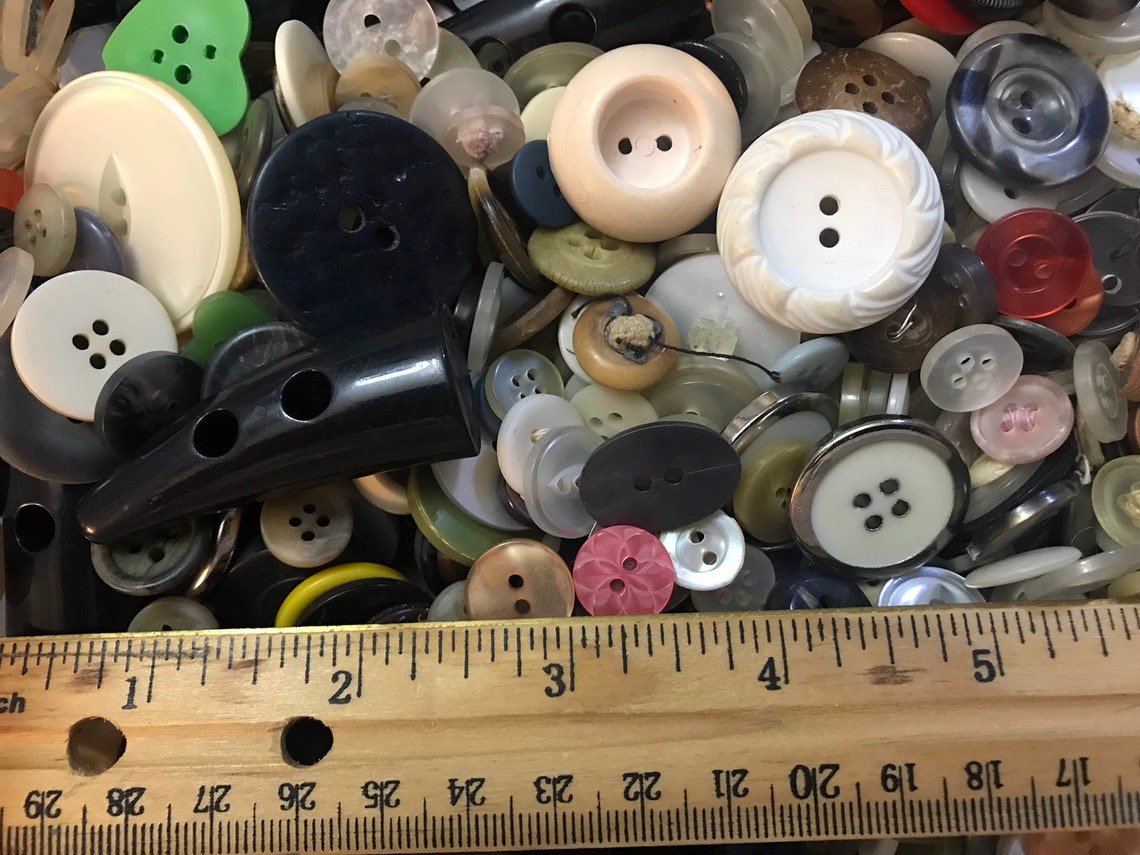 Mixed Lot of 100 Buttons New Used and Vintage Various Sizes | Etsy