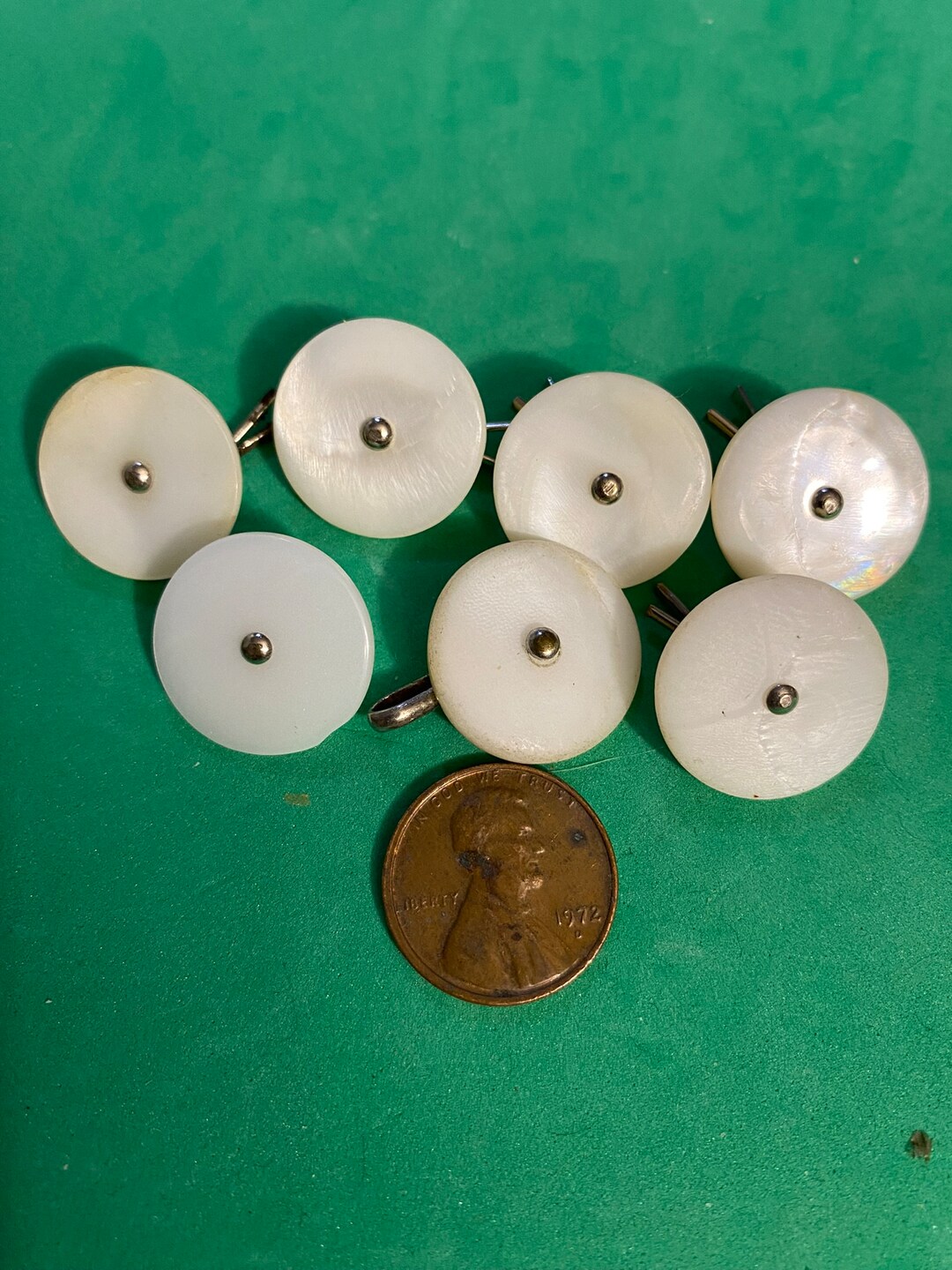 Lot of 7 Vintage Mother of Pearl MOP White Round Pin Metal Shank ...
