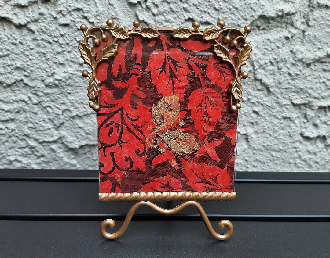 Vintage Gold Metal Standing Picture Frame. Charpente Tabletop Frame ...