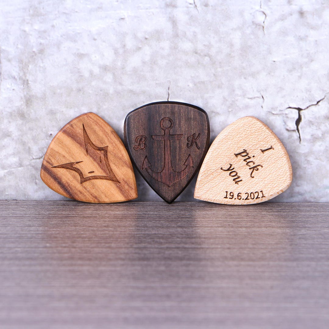 Custom Engraved Wood Guitar Pick,musical Gift,anniversary Gift,birthday ...
