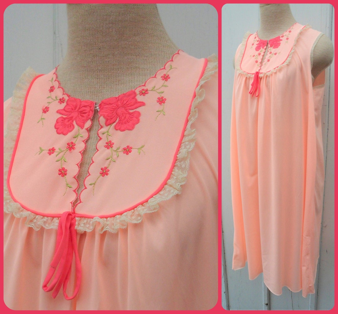 Vintage Peach Nightgown - L - Dusty Peach Nylon Gown With Scalloped ...