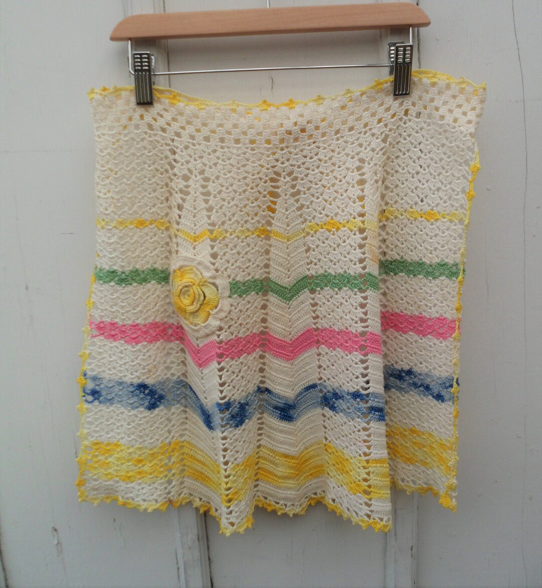 1950s Hostess Apron - Hand Thread Crochet Striped Chevron Apron With ...