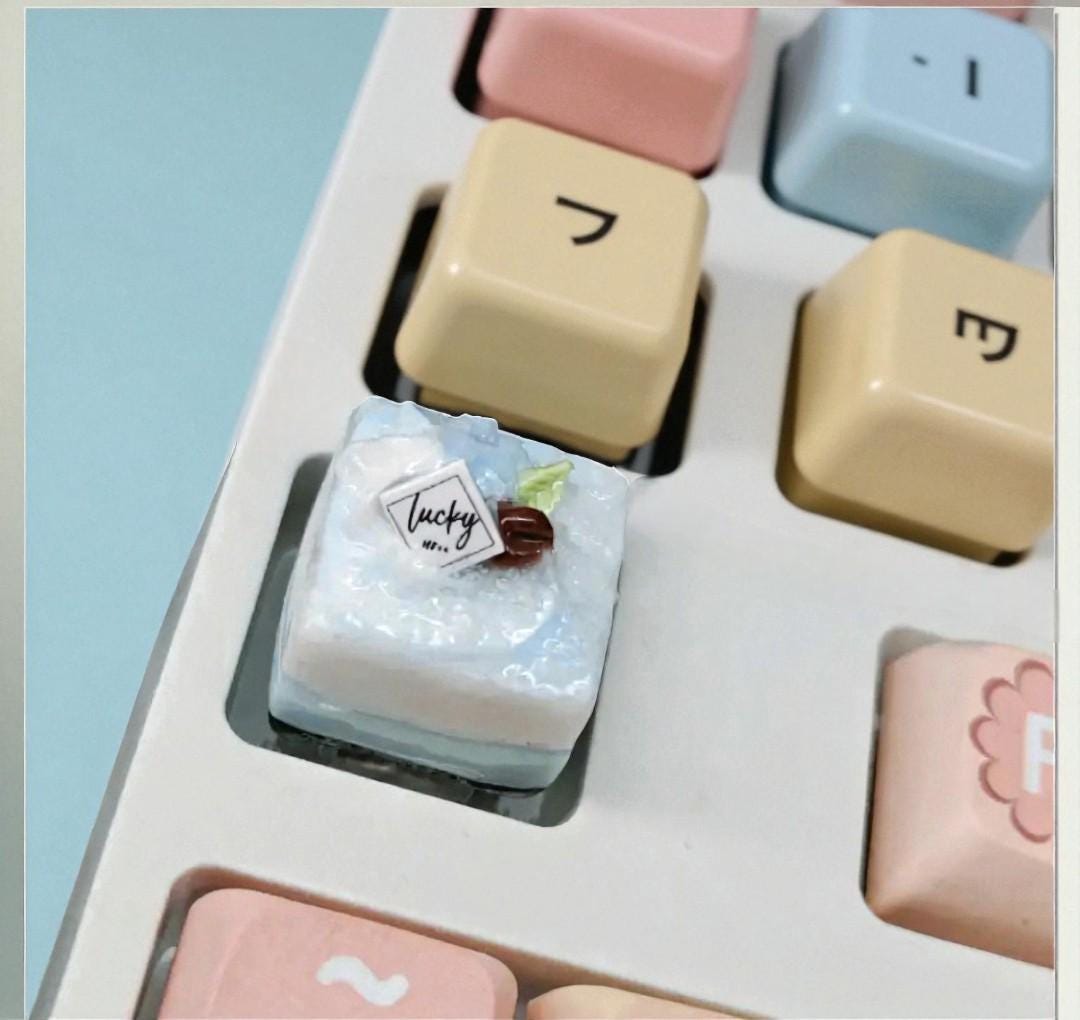 Cute Cake Artisan Keycap | Handmade Kawaii Clay Keycap for Mechanical ...