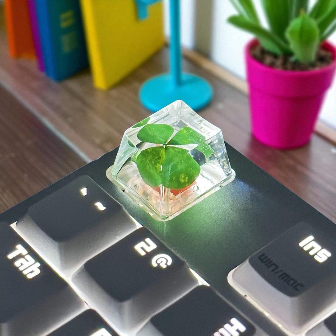 Resin Clover Keycap - Custom Translucent Artisan Keycap for Mechanical ...