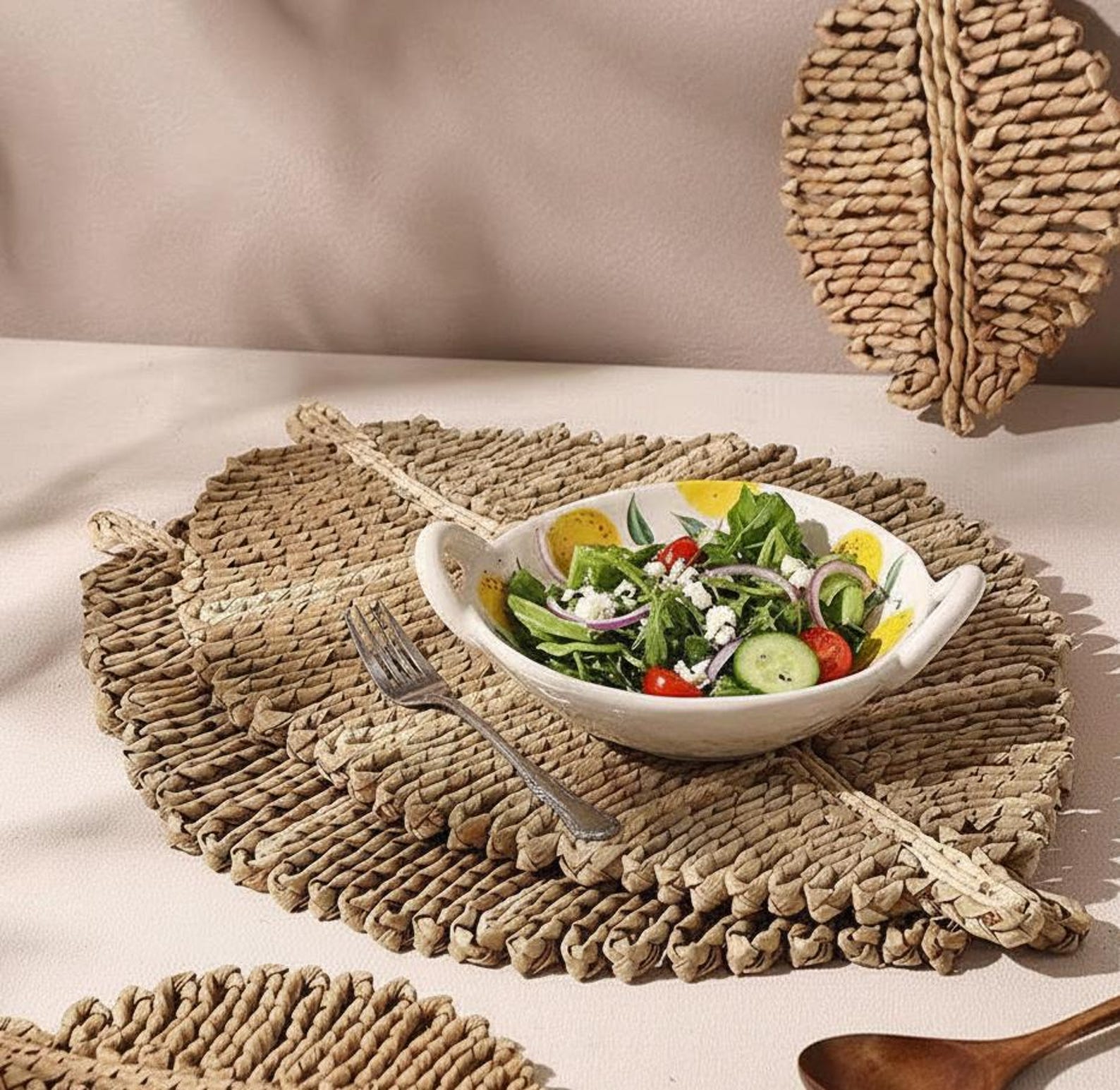 Japanese-style Natural Corn Husk Leaf Placemat - Handwoven Heat ...