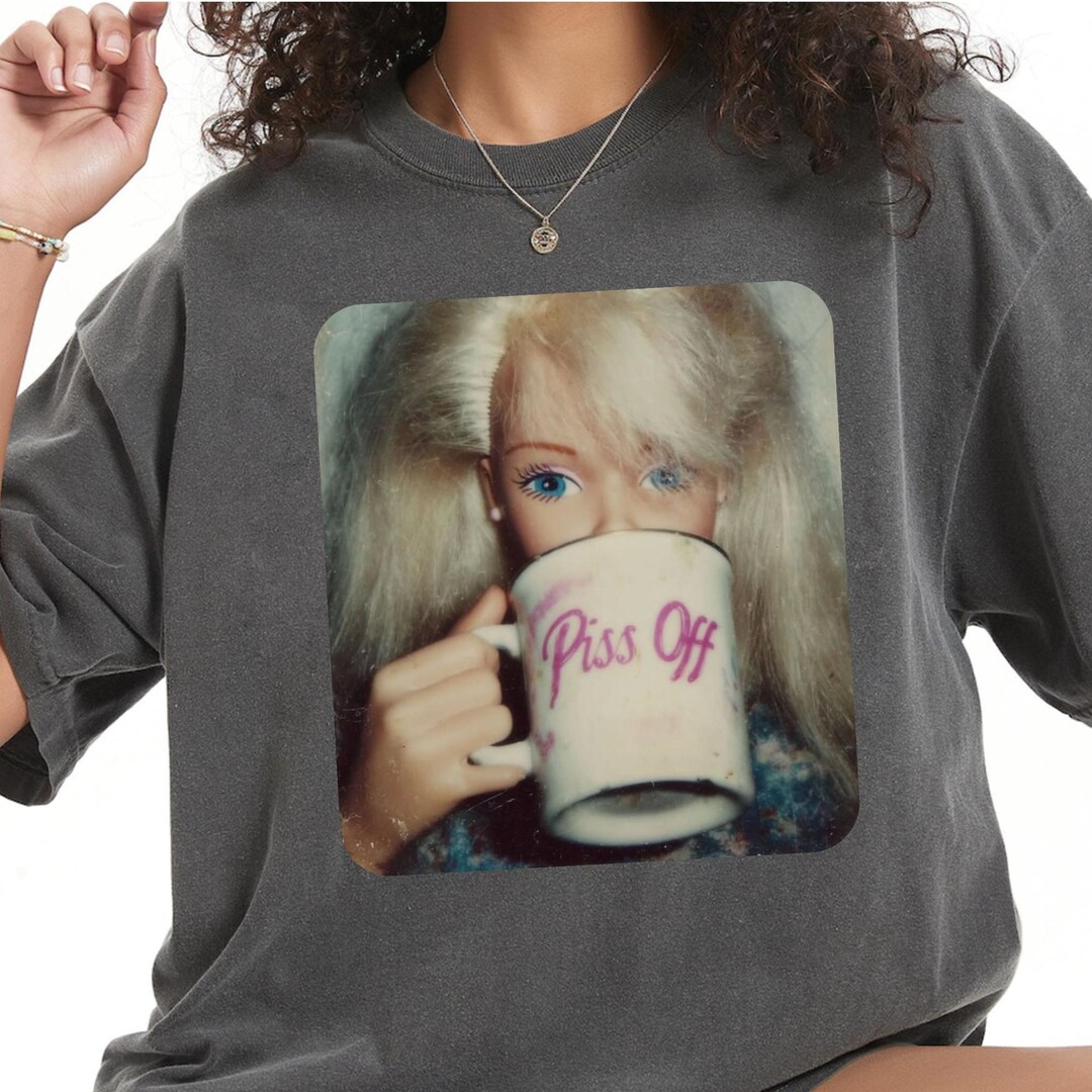 Funny Distressed Doll Face Meme T-shirt, Viral Internet Shirt ...