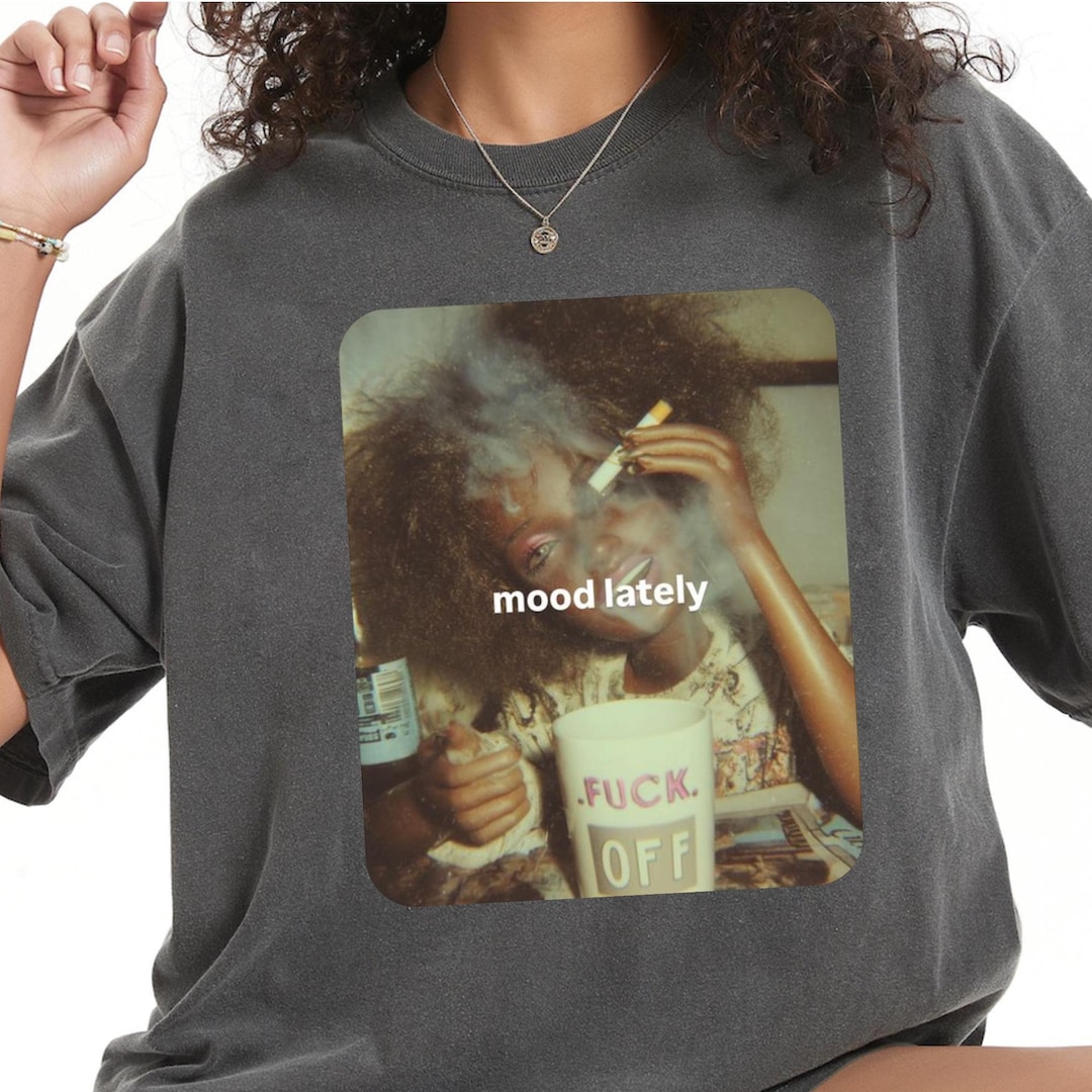 Funny Distressed Doll Face Meme T-shirt, Viral Internet Shirt ...