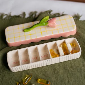Cute Pill Organizer Ceramic 7 Day Pill Case Weekly Pill Storage Daily ...