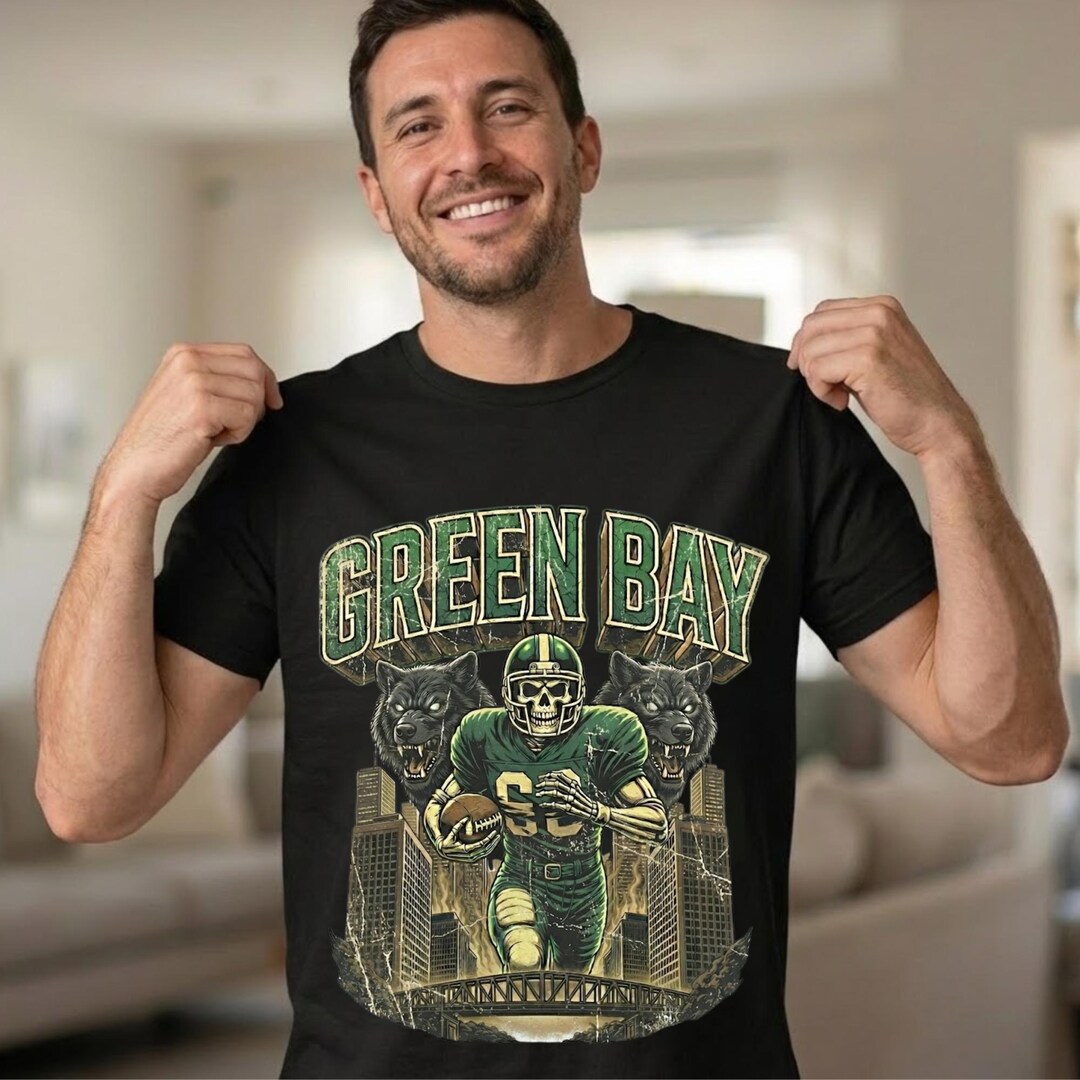 Green Bay Football Shirt, Packers Vintage Tee, Retro Wolves Graphic ...