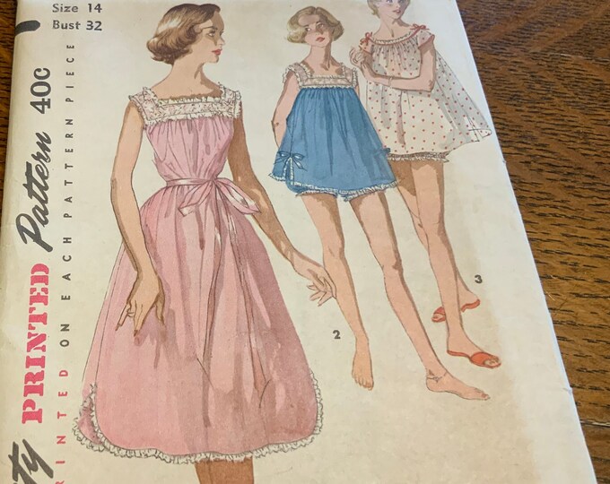 Simplicity Pattern 1553, Nightgown Pattern, Size 14 Bust 32 , Uncut ...