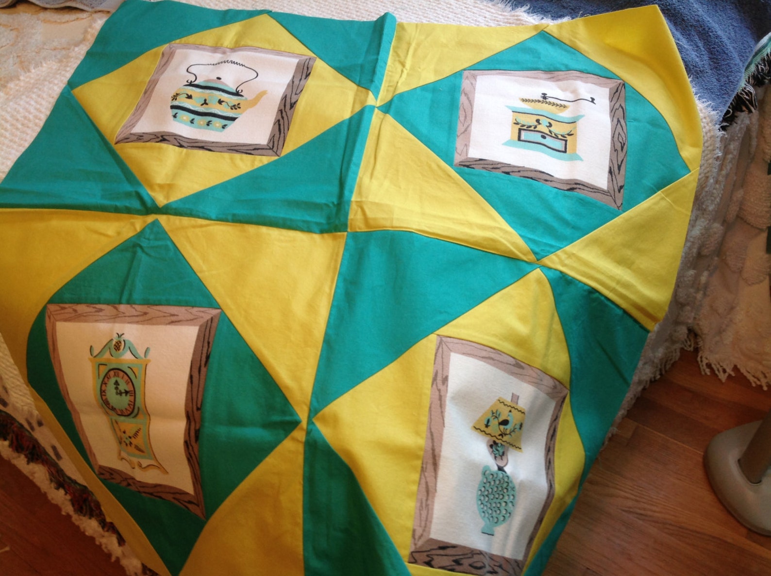 Patchwork Unfinished Table Topper, Vintage 50’s Look Patchwork ...