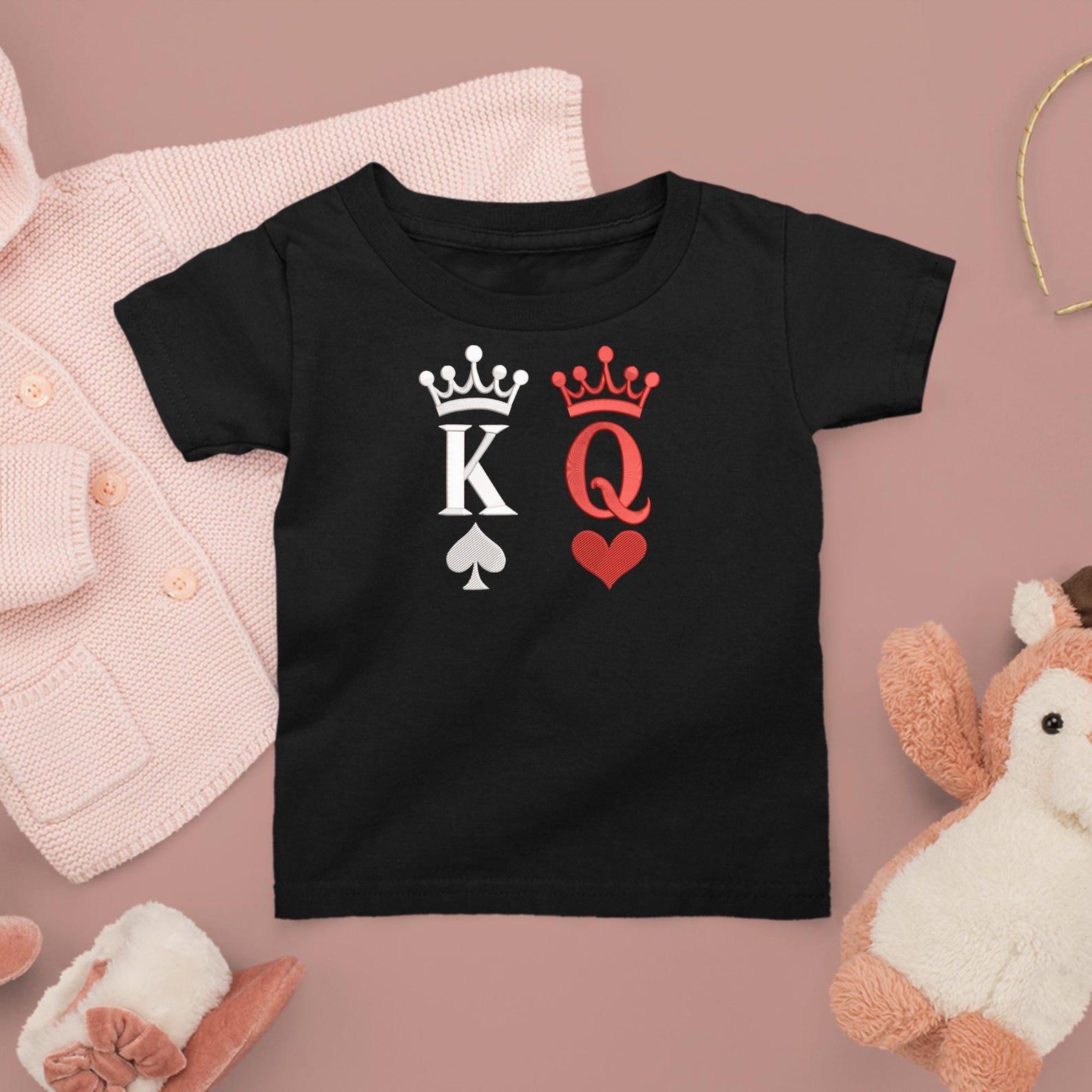 King and Queen Crown Letter Embroidery Design, Letter Embroidery ...