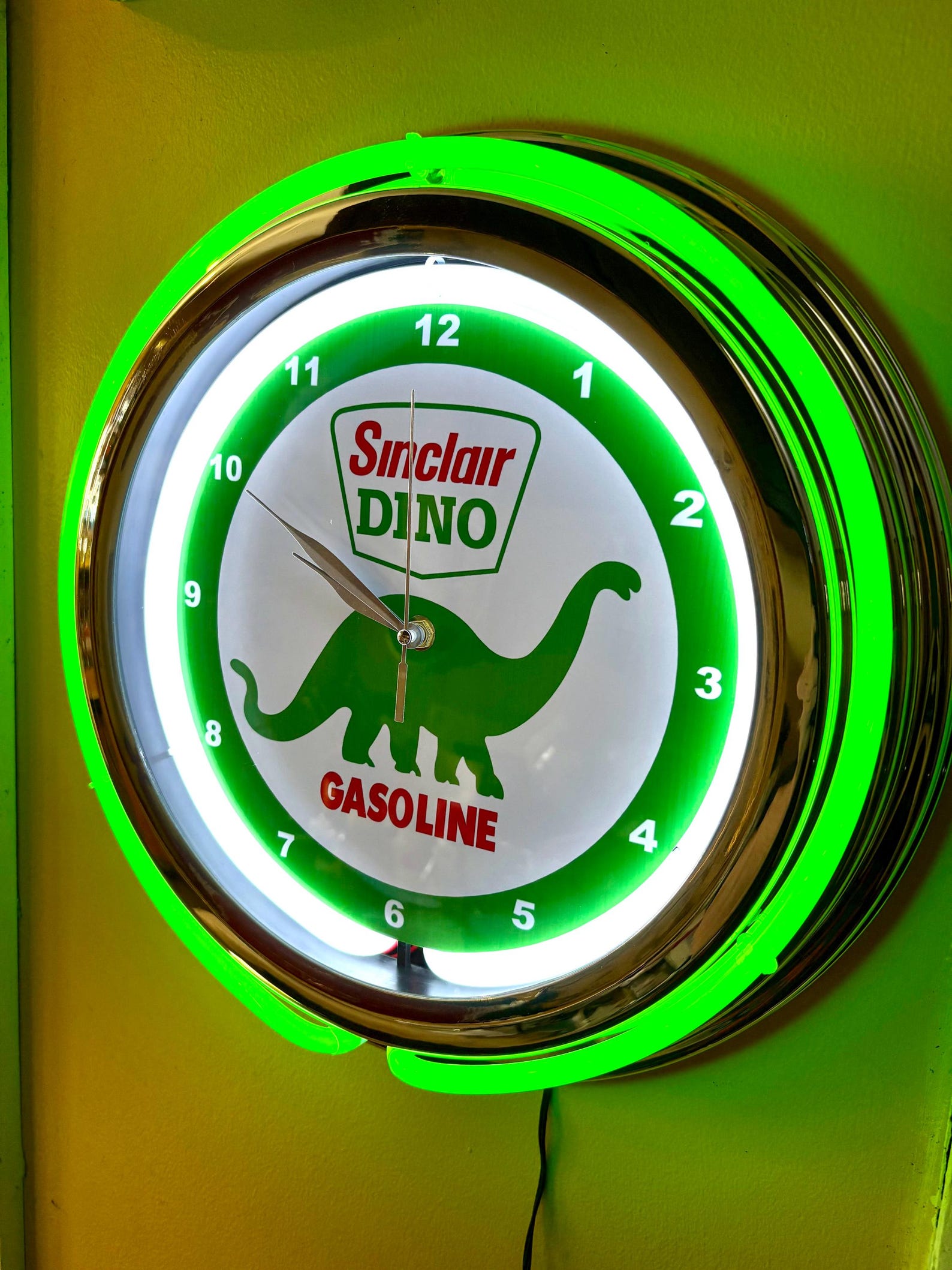 Sinclair Dino Oil Gas Service Station Garage Mechanic Bar Man Cave ...