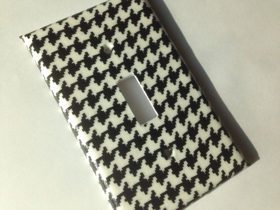 Houndstooth Light Switch Plate: Black and White Decor - Etsy