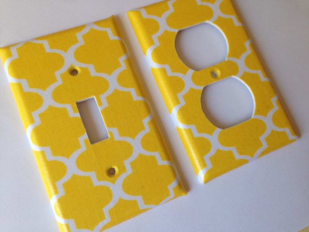 Yellow White Moroccan Quatrefoil Single Light Switch Cover / Yellow ...