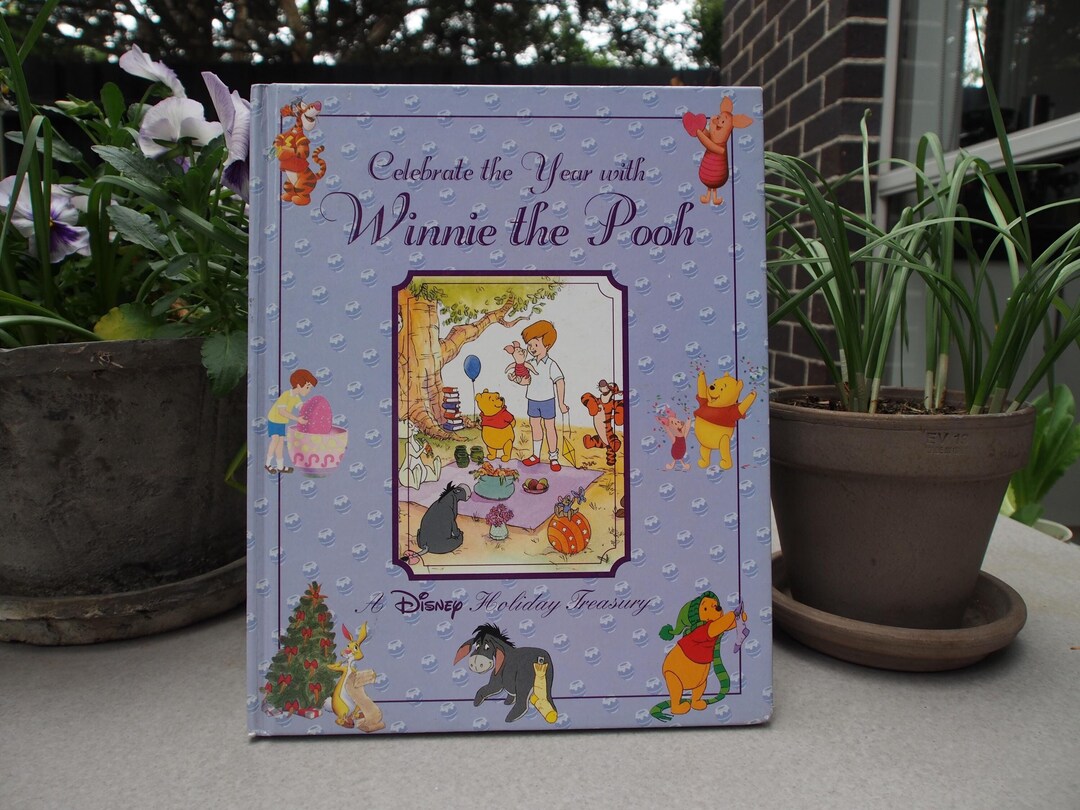 Celebrate the Year With Winnie the Pooh Valentines, Easter, April Fool ...